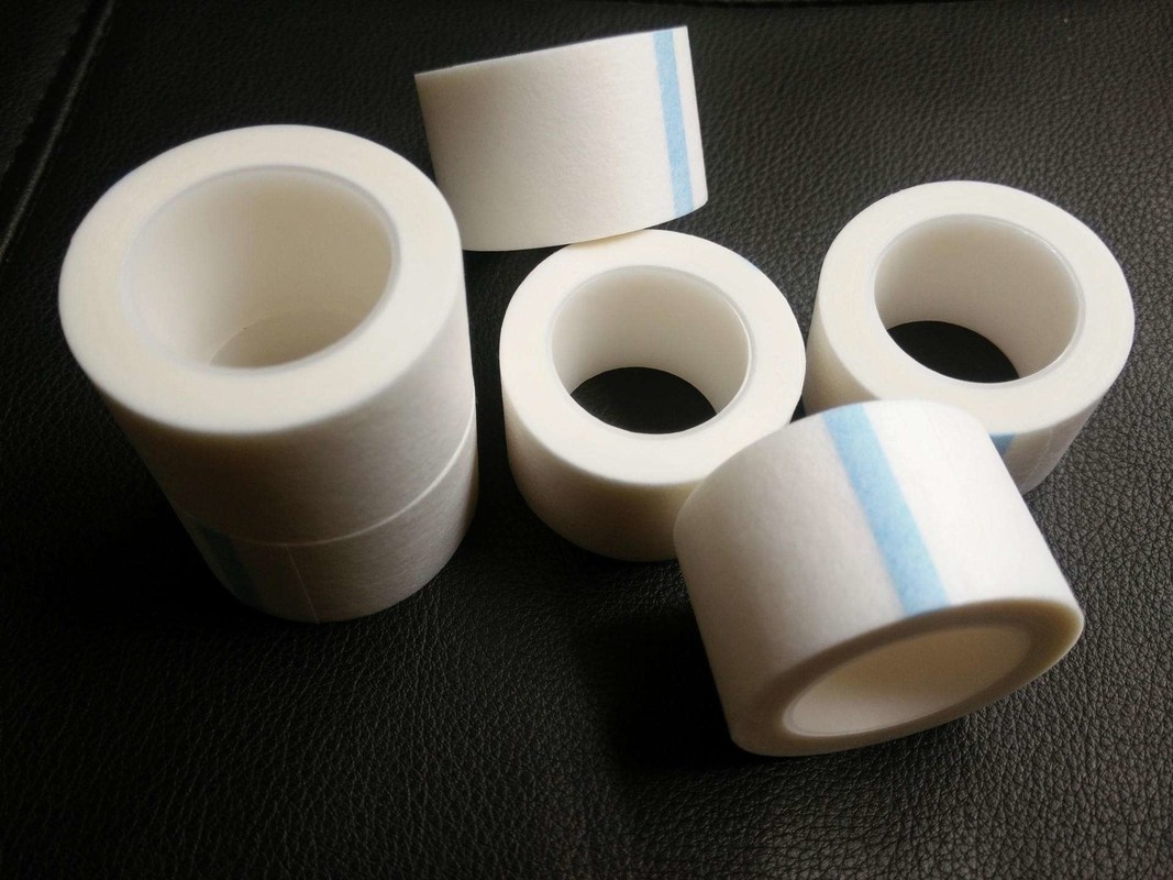 White Color Medical Dressing Tape 4m 5m Plastic Tin Non Woven Micropore ...